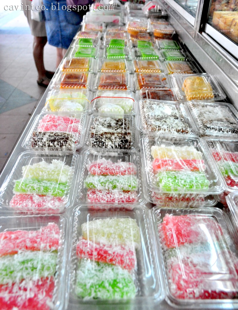 Entree Kibbles: Lek Lim Nonya Cake Confectionery (陸林娘惹粿] Where Halal ...